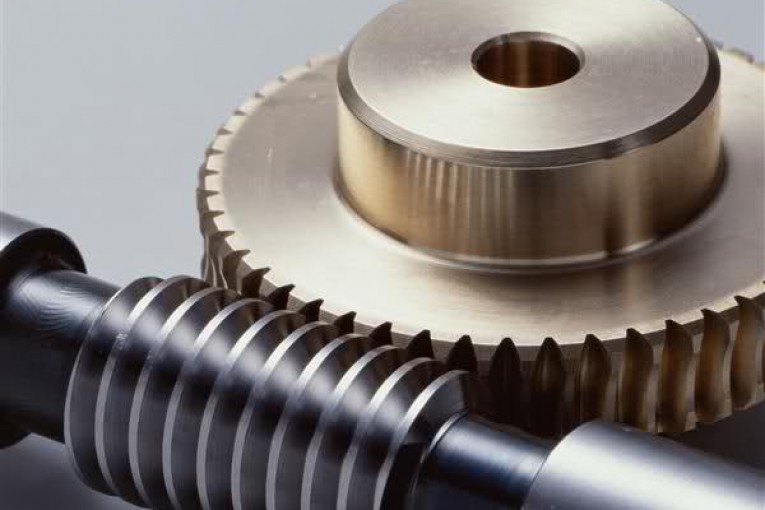 پایان نامه معرفی و انواع و جنس چرخ دنده ها